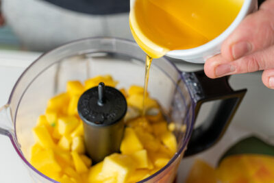 Budinca cu piure de mango si chia - reteta | Vitrina cu idei